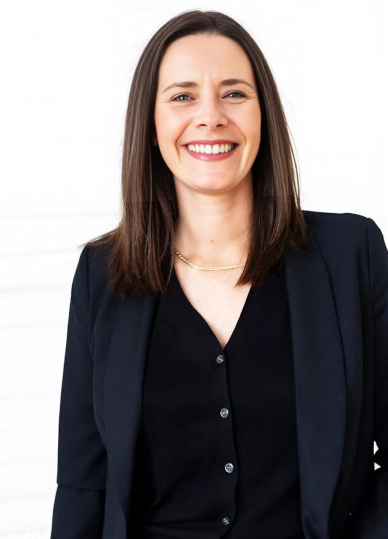 Real Estate Agent Lee Ann Matthews - Locations North